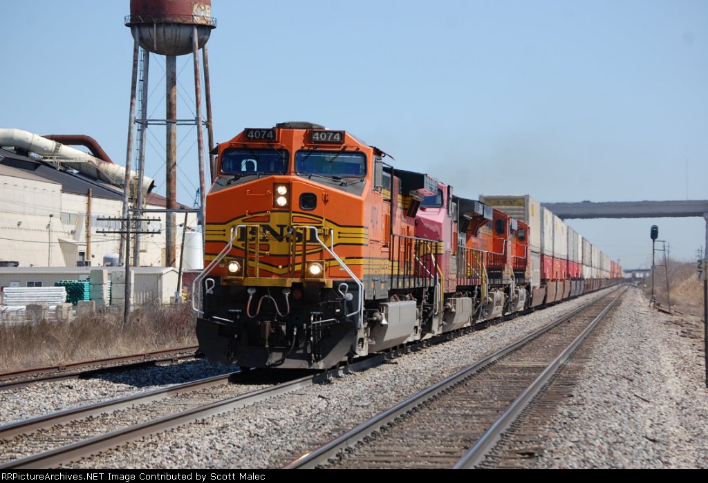 BNSF 4074, 648, 7416 & 7624